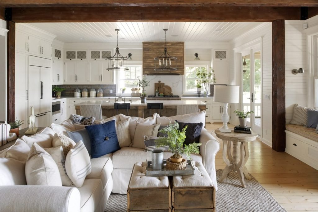 Rustic And Chic: How To Create A Farmhouse Living Room