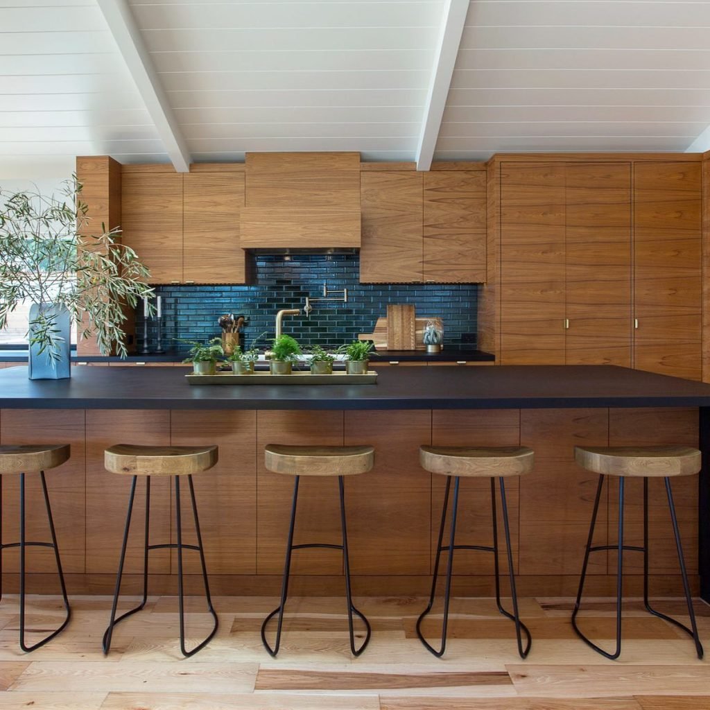 Top 10 Timeless Mid-Century Modern Kitchen Design Features