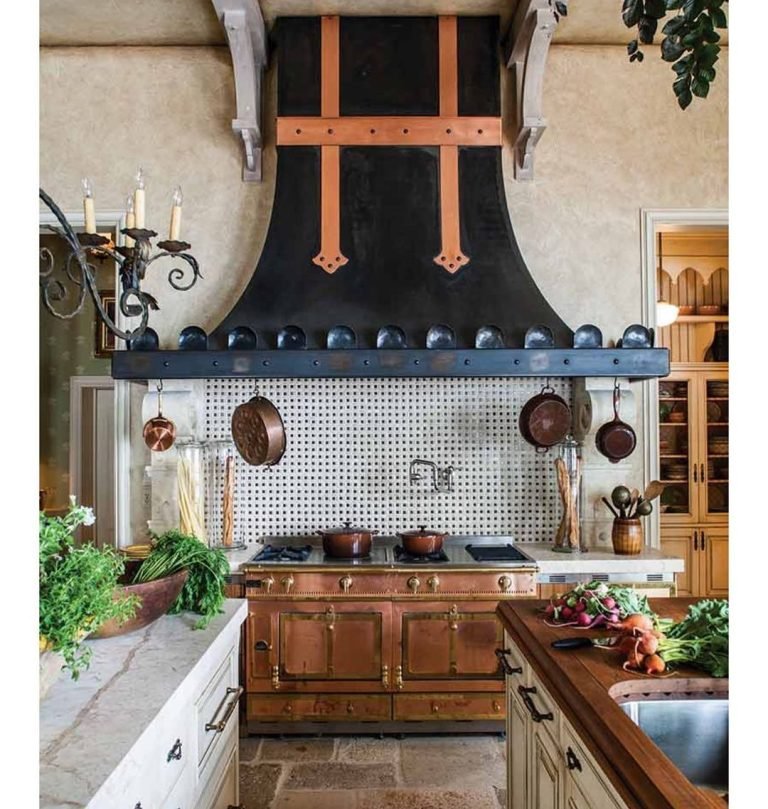 Top 10 French Country Kitchen Design Elements