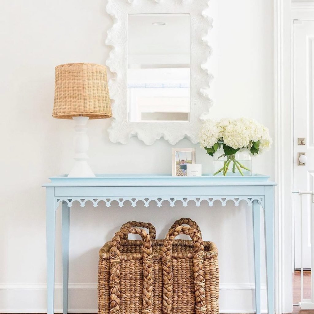 Coastal Console Decor Ideas: How To Choose And Style The Perfect Look