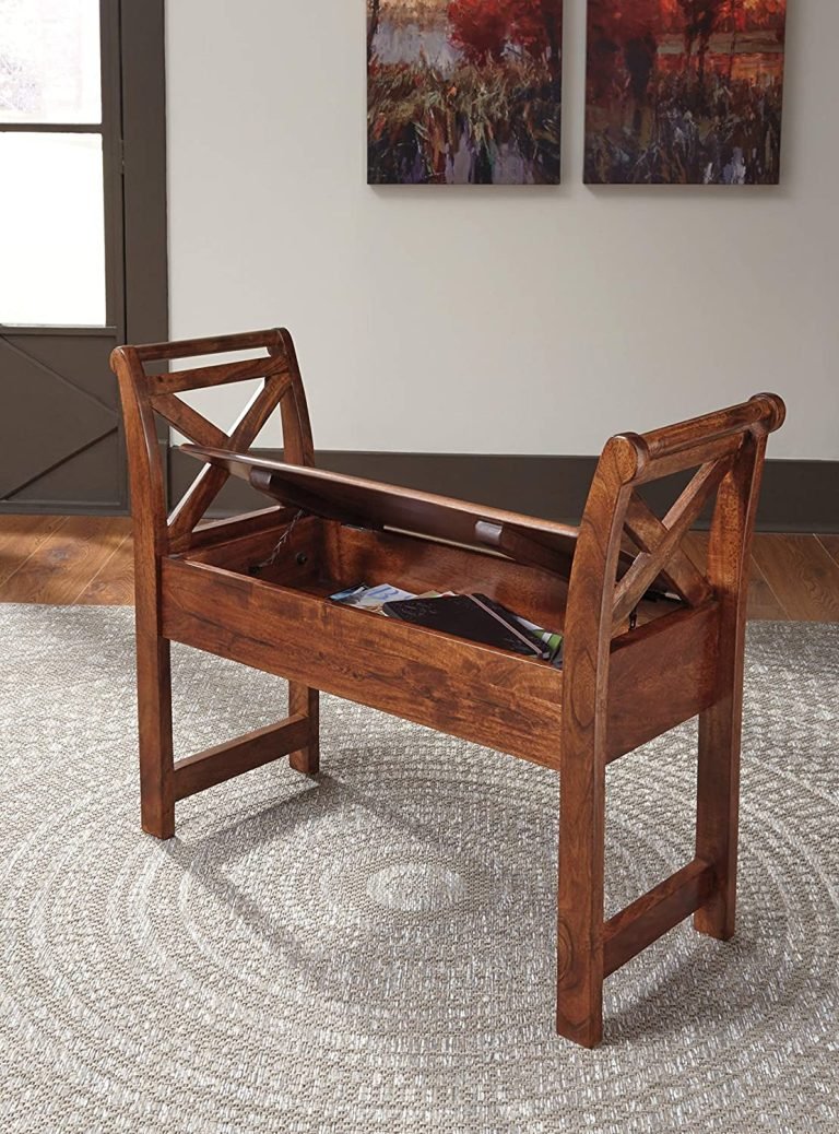 Entryway Elegance: Embrace Rustic Charm With A Stylish Bench