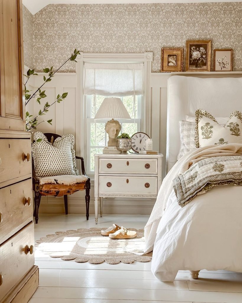 How To Create A French Country Bedroom Retreat