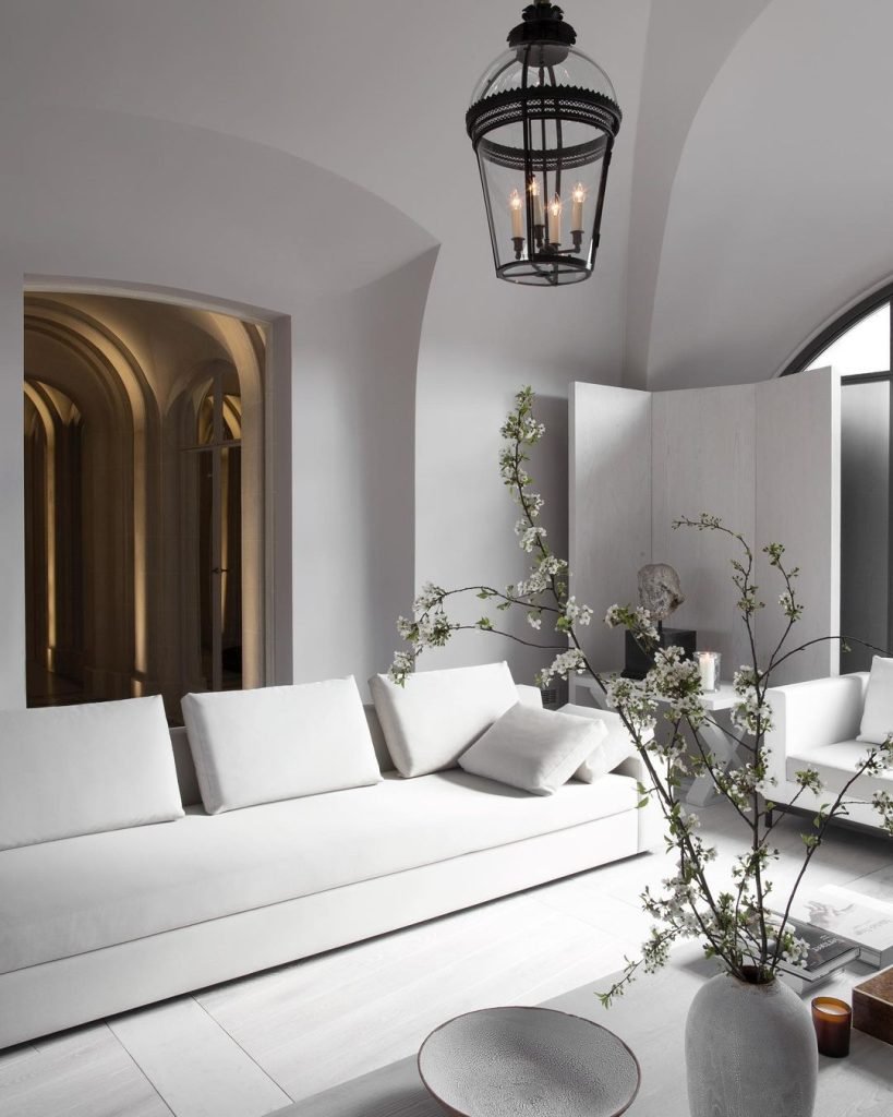 How To Craft A Calming Minimalist Color Palette