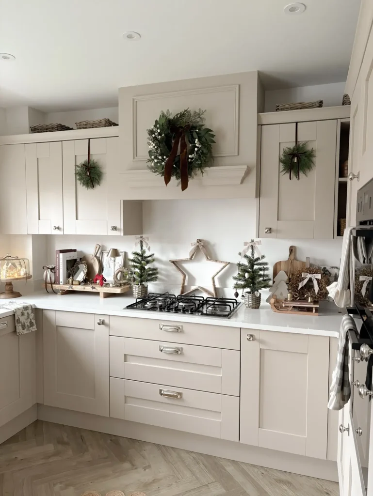 Rustic And Farmhouse Christmas Ideas: Simple Tips For Every Room